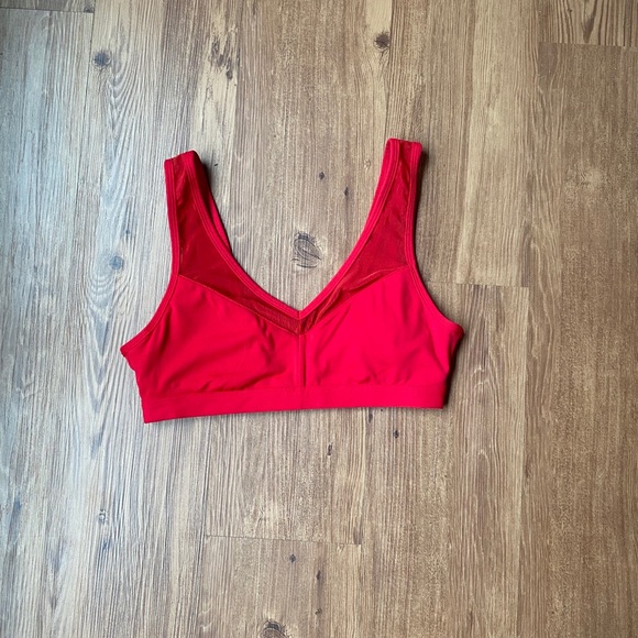 Fabletics | Intimates & Sleepwear | Fabletics Sports Bra | Poshmark